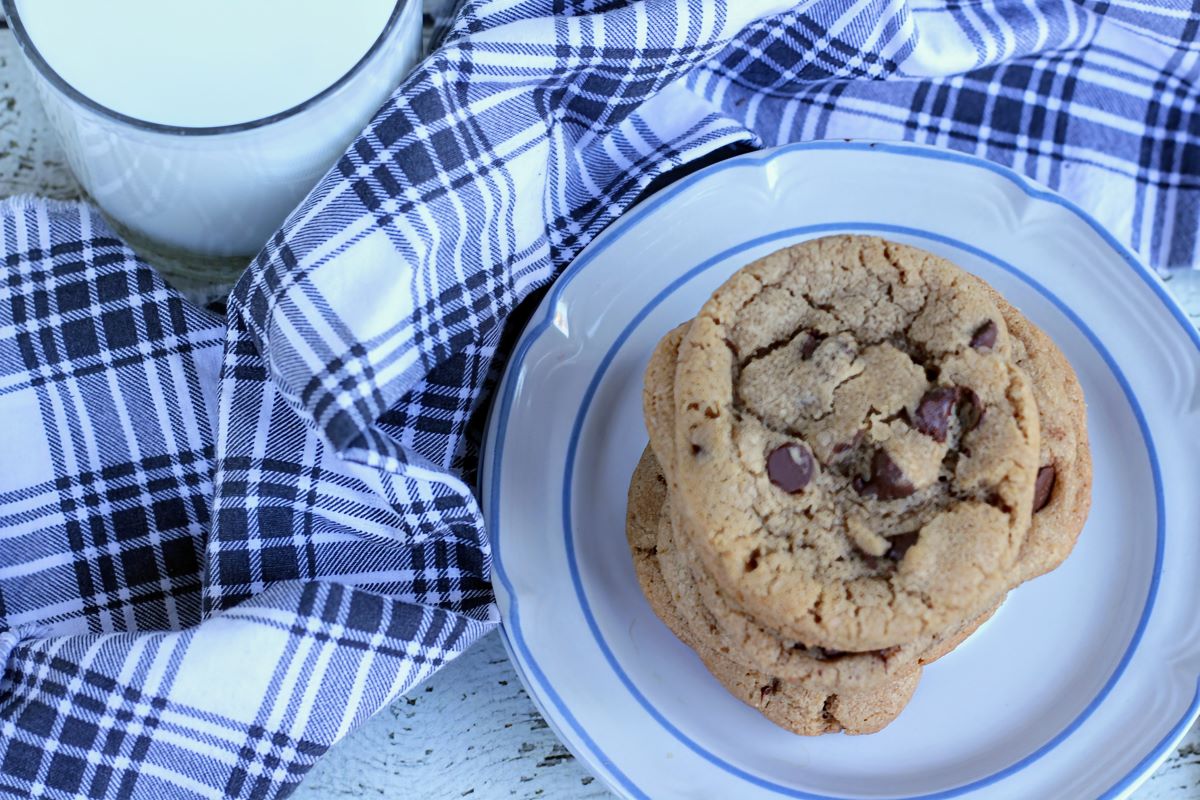 12 Snackable Gluten-Free Snacks for Anytime Cravings - The Happy Body ...