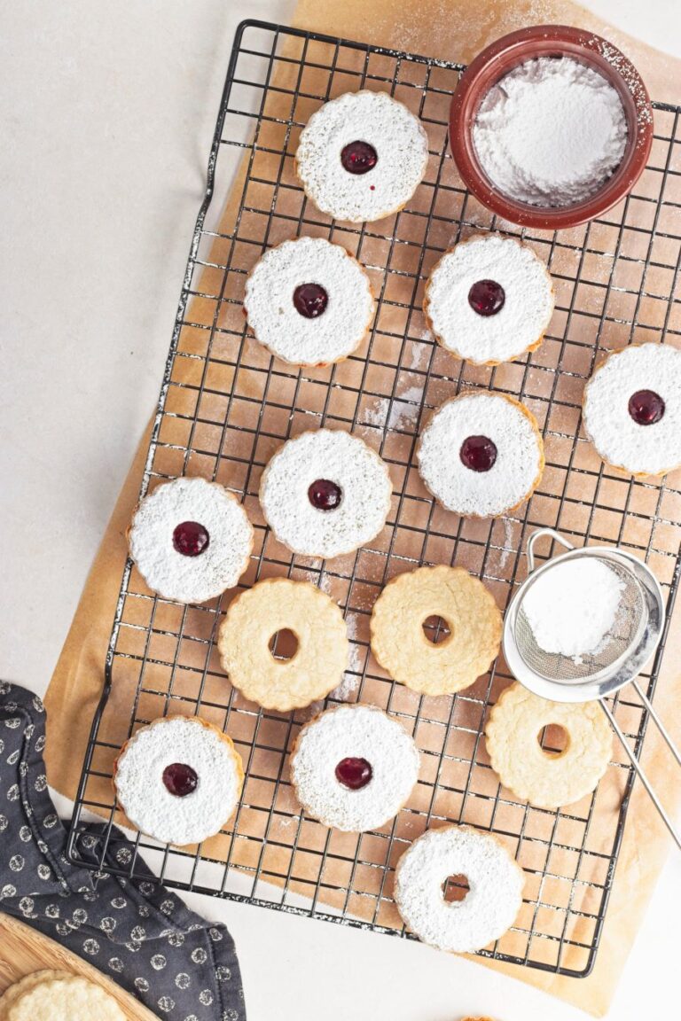 Linzer Cookies - The Happy Body Project