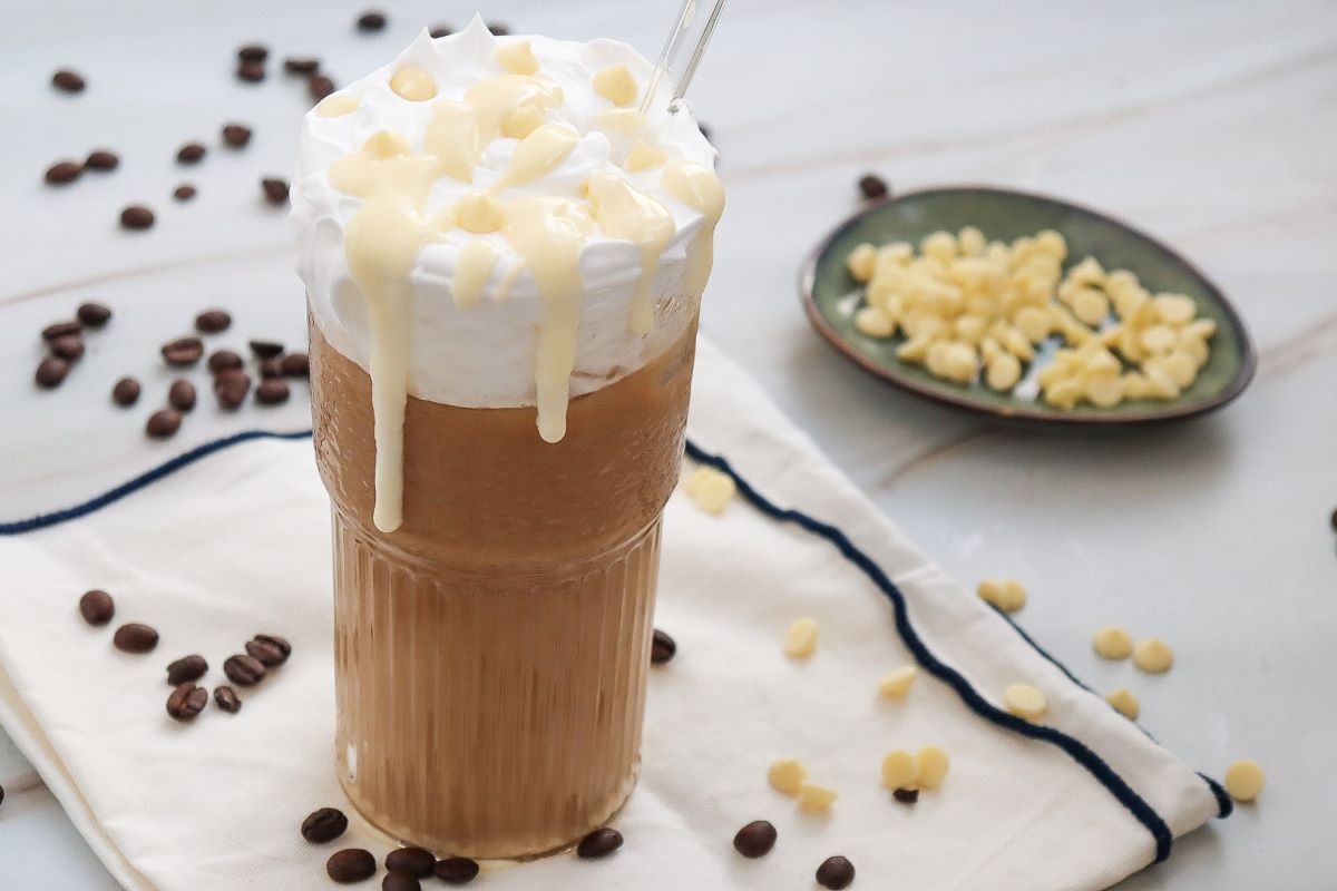 10 Low Carb Starbucks-Inspired Drink Recipes That Feel Like a Splurge ...